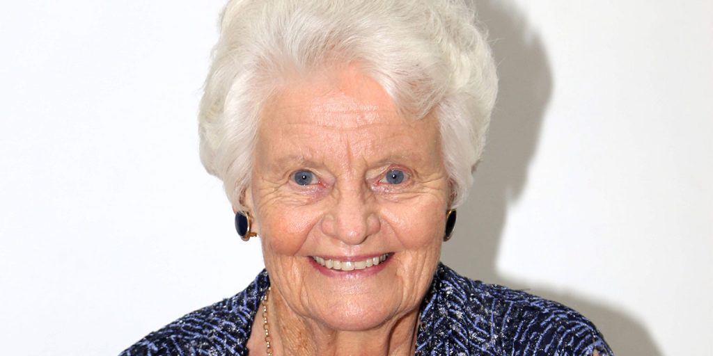 80-year-old nurse still working: 'I can't find the word retirement in ...